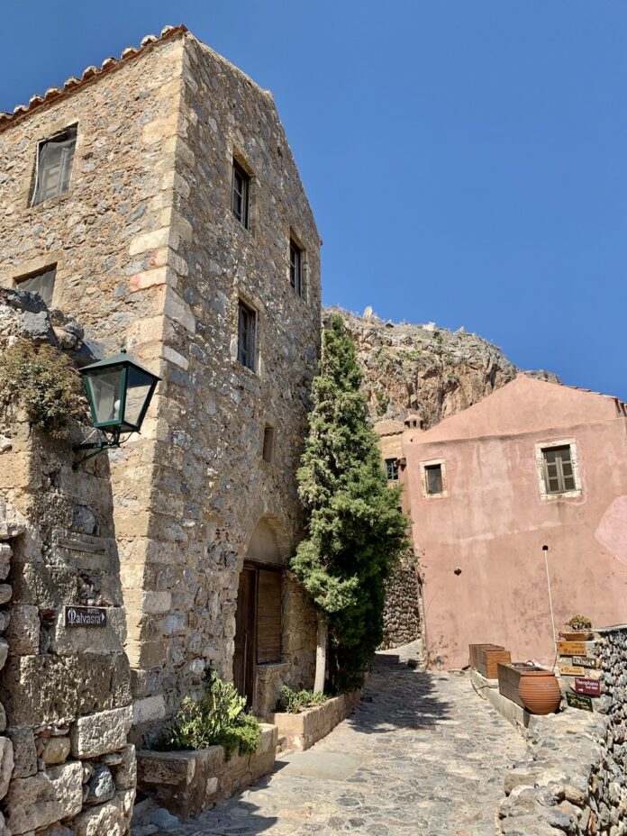 Μονεμβασιά: Ταξίδι με χρονομηχανή... - I-DISCOVER